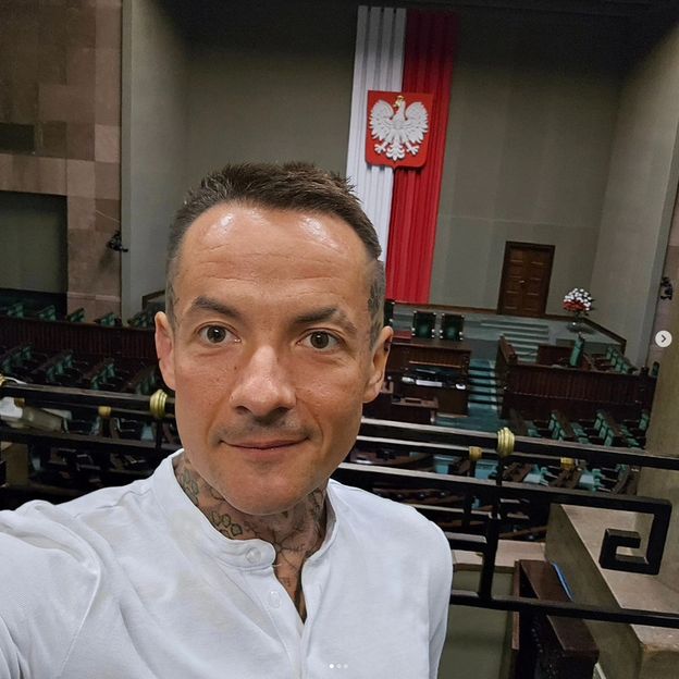 Józefaciuk, który dokonał coming outu, chciał odebrać sobie życie - Pudelek