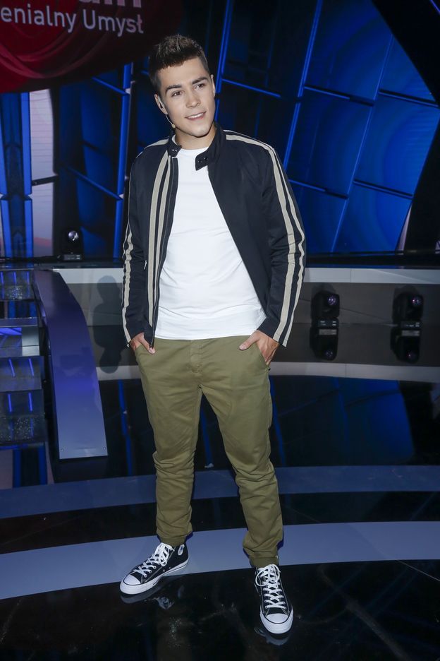 Internauci krytykują suknię ślubną żony ReZigiusz: "LEKKA PRZESADA ...