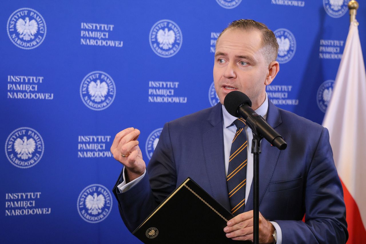 Starcie na konferencji prezesa IPN. Padło pytanie o urlop Starcie na konferencji prezesa IPN. Padło pytanie o urlop