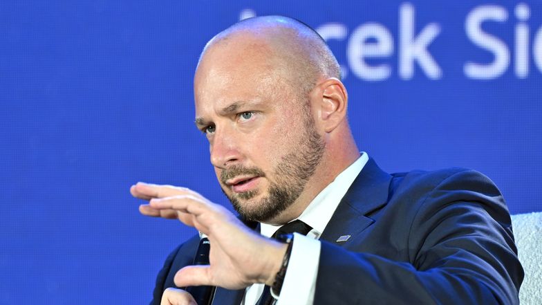 Szef BBN podał się do dymisji. Mało kto wie, kim jest żona Jacka ...