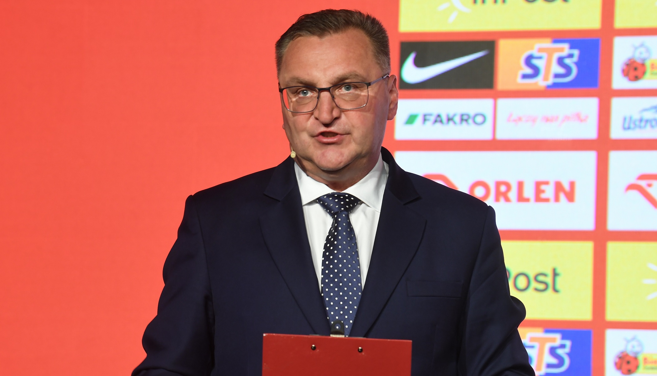 Czesław Michniewicz tłumaczy powołania. "Liczę, że Kamil Grosicki może ...