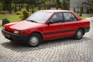 MAZDA 323 BG - Dane techniczne, opinie, informacje - WP Moto