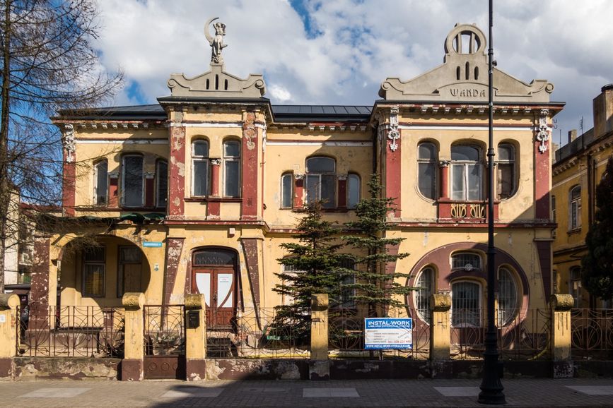 Zabytkowa willa z mroczną przeszłością na sprzedaż. Nikt nie chce jej kupić