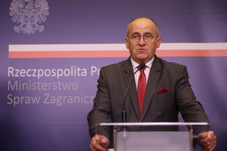 Afera wizowa. Pośrednicy dalej współpracują z placówkami MSZ - Money.pl