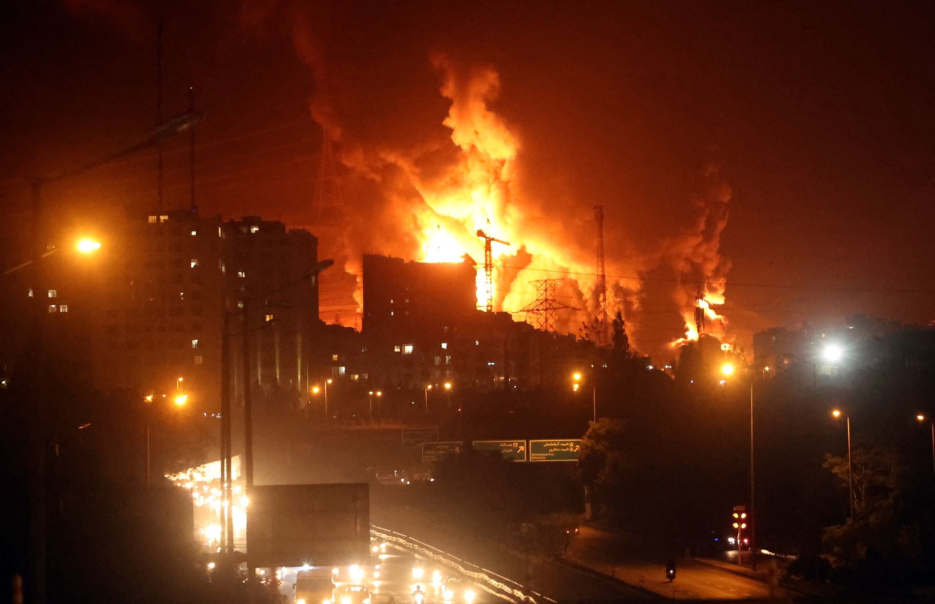 Ewakuacja Teheranu? Trump wzywa do natychmiastowego opuszczenia miasta