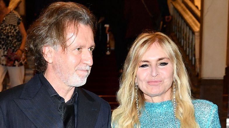 Tak przyszła do opery. 66-letnia Olejnik w prześwitującej sukni! - Pudelek