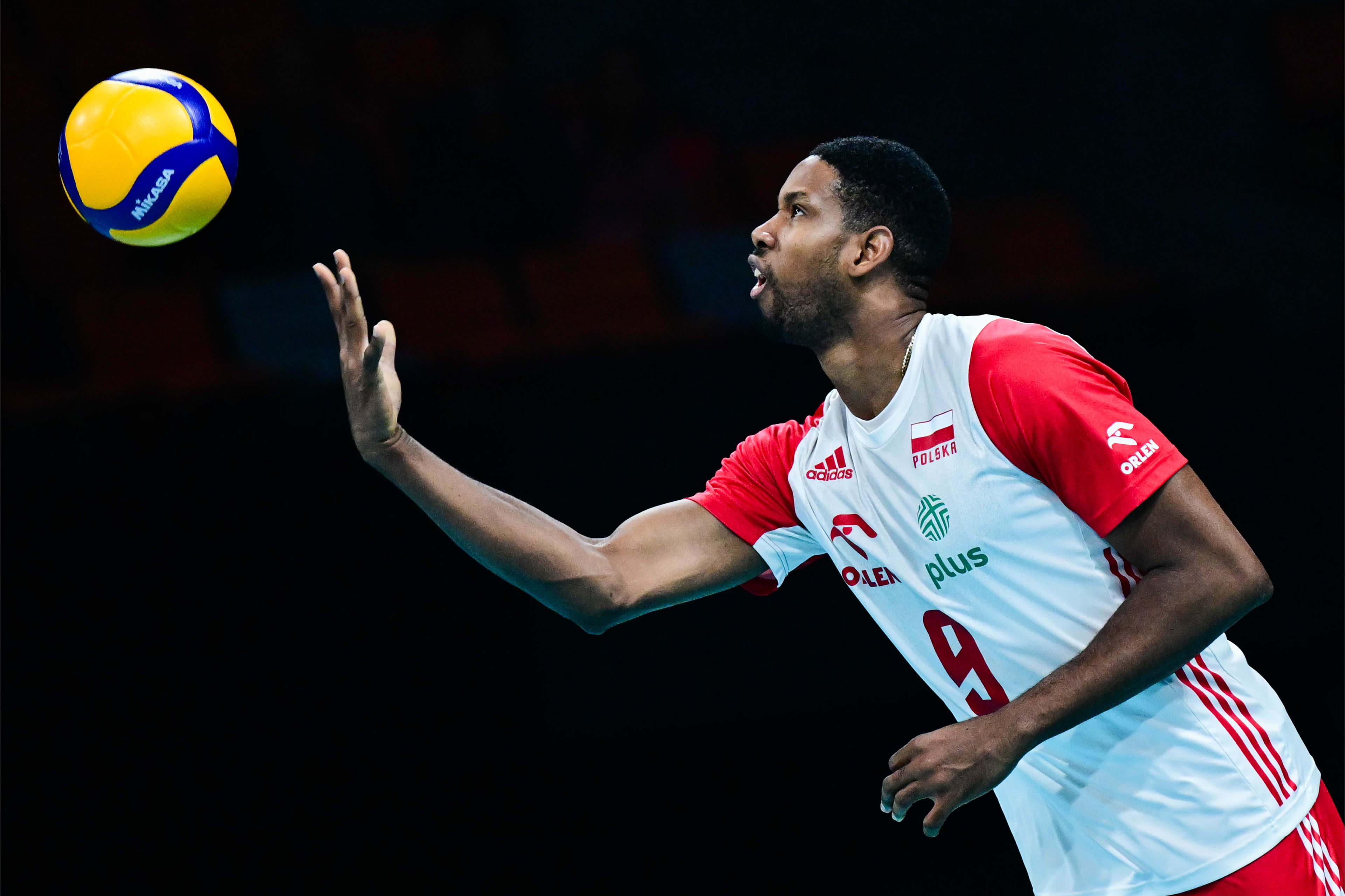 Leon i Semeniuk tak zaczęli sezon w Italii. Jeden z nich usiadł na ławce - WP SportoweFakty