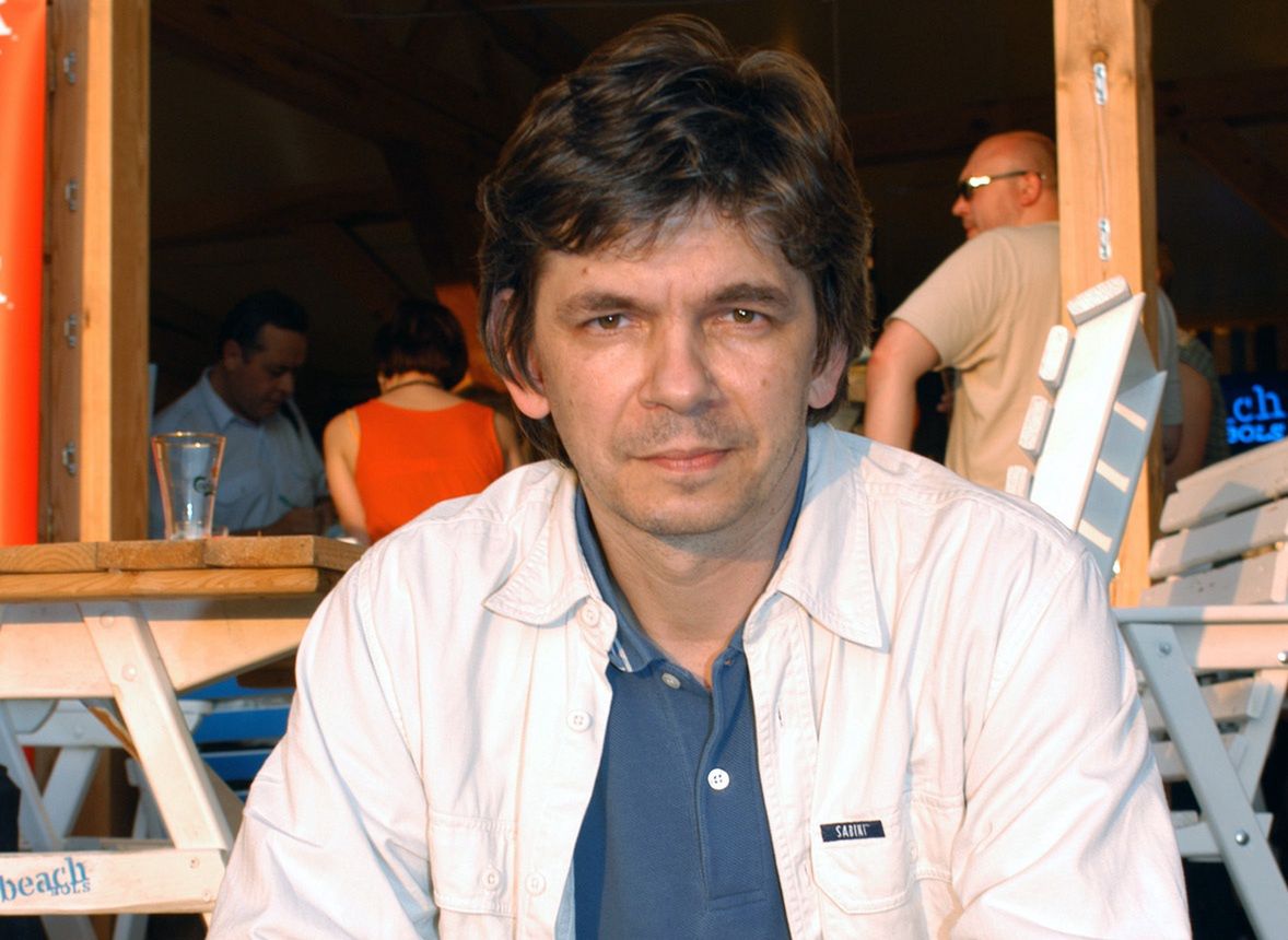 Myślał, że jest jedynakiem. Po śmierci ojca odkrył prawdę - WP Kobieta