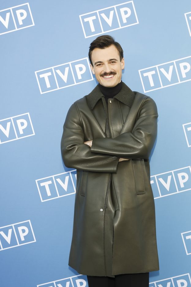 TVP ujawnia prowadzących Sylwestra z Dwójką! - Pudelek