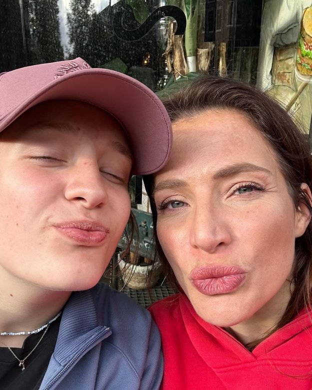 17-letnia córka Anny Dereszowskiej wyjeżdża do Brazylii: "Zawsze czuła się inna" - Pudelek