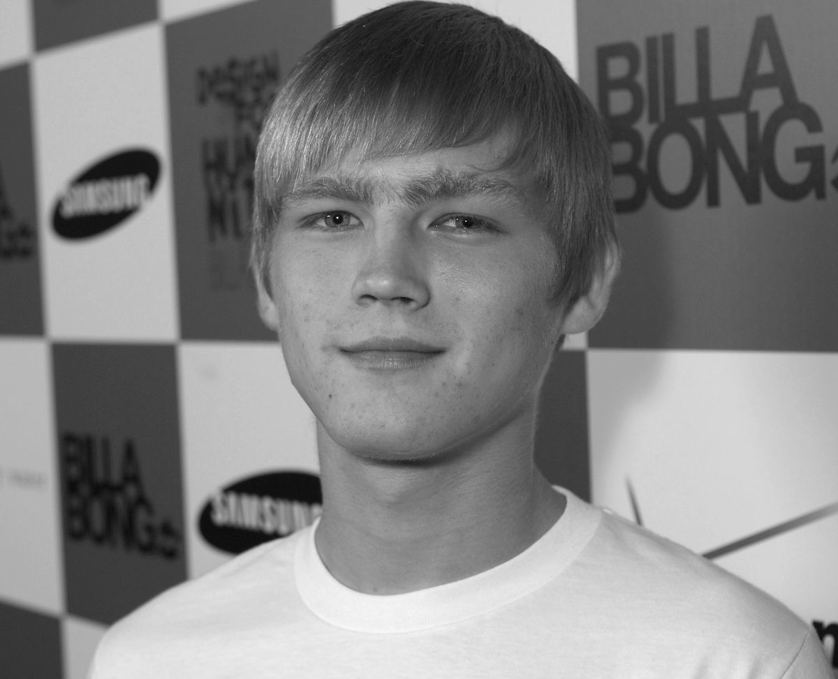 Evan Ellingson nie żyje. Była dziecięca gwiazda miała 35 lat - WP Teleshow