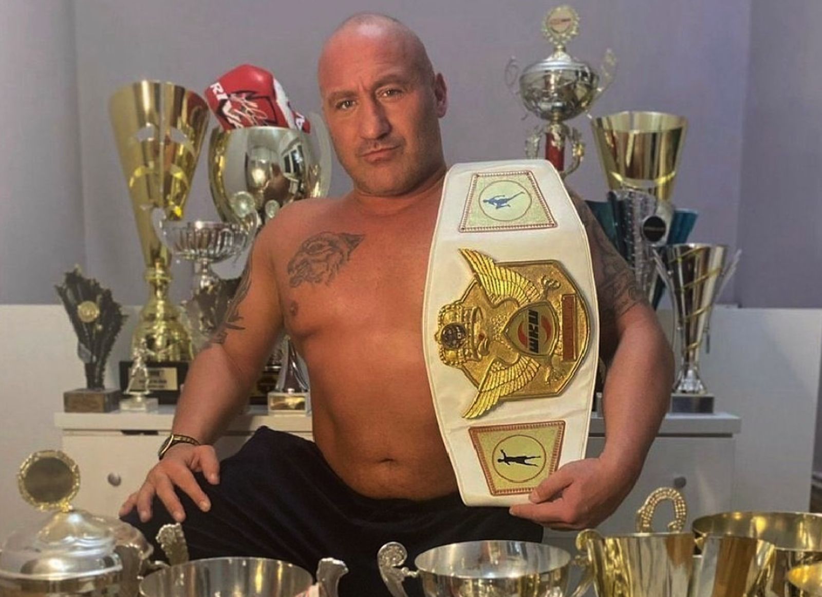 Takie wykształcenie ma Marcin Najman. Będziesz zaskoczony