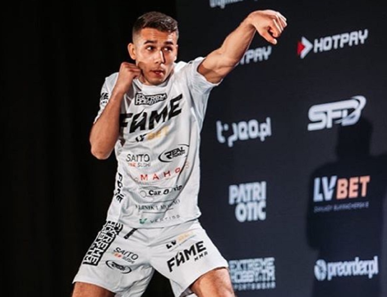 Fame MMA 5. Kamil Hassan chce drugiej walki z Maksymilianem Wiewiórką ...