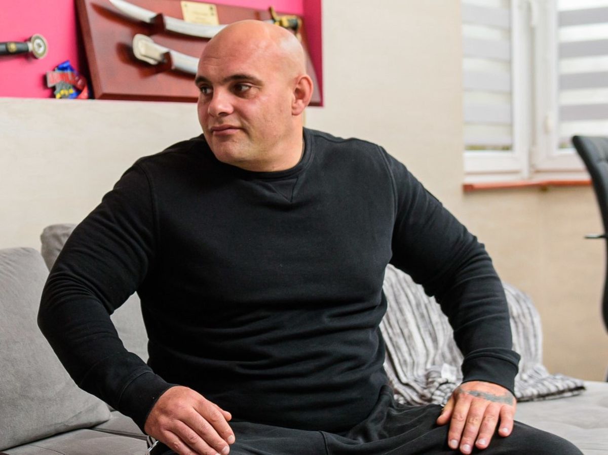 Dominik Abus pokazał zdjęcie sprzed lat. Miał wtedy włosy na głowie ...