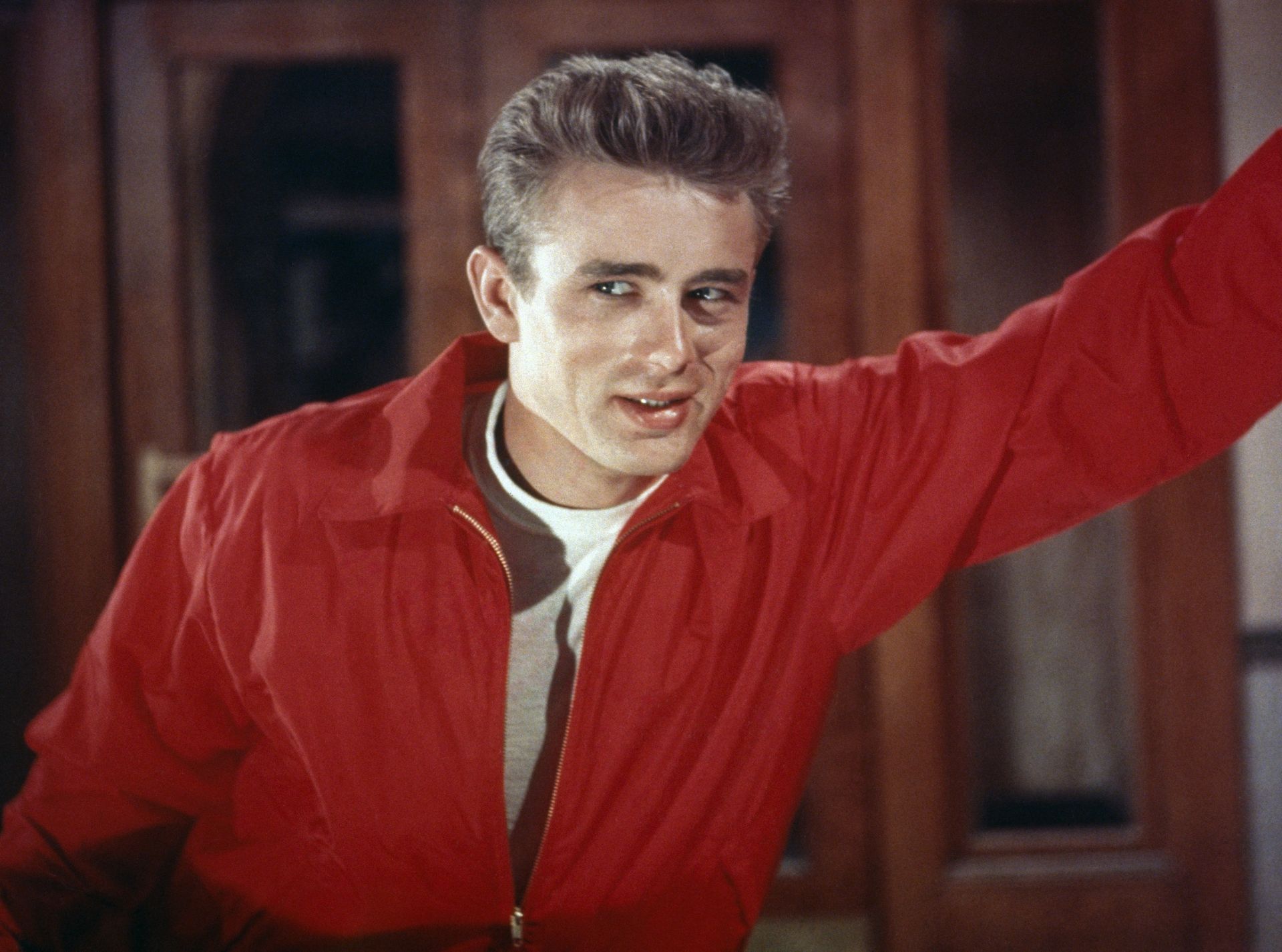 70 lat temu James Dean zginął w wypadku samochodowym. Pozostaje ...