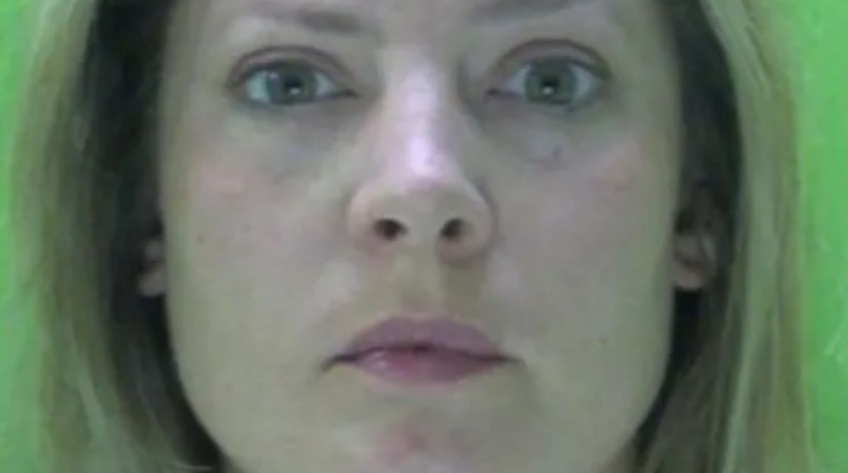 Wstrząśnięta matka przeczytała wiadomość od nauczycielki do syna ...