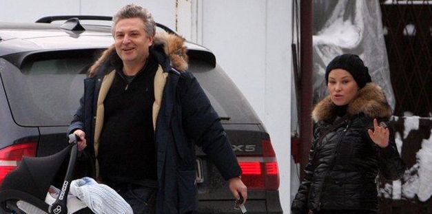 Weronika Książkiewicz wyszła z synkiem ze szpitala - WP Gwiazdy