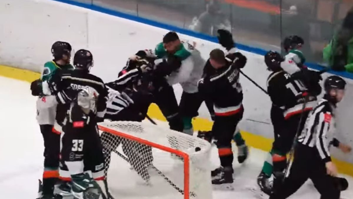 Ojciec prać. Kapitan JKH użył pięści i został zawieszony