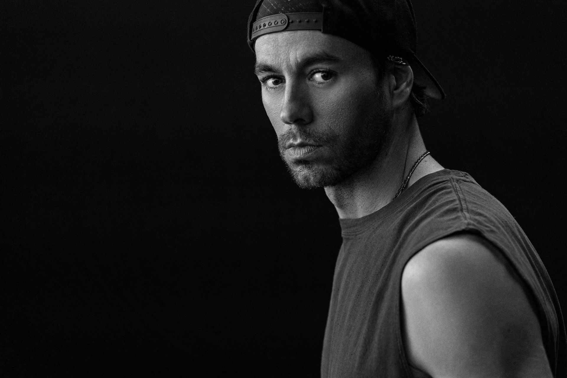 Enrique Iglesias wraca na jedyny koncert stadionowy w Polsce - już 9 ...