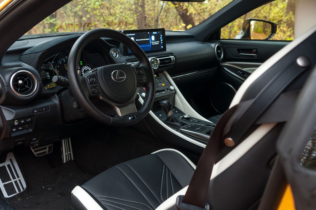 Test: Lexus RC F vs. Toyota GR Supra – żegnajcie