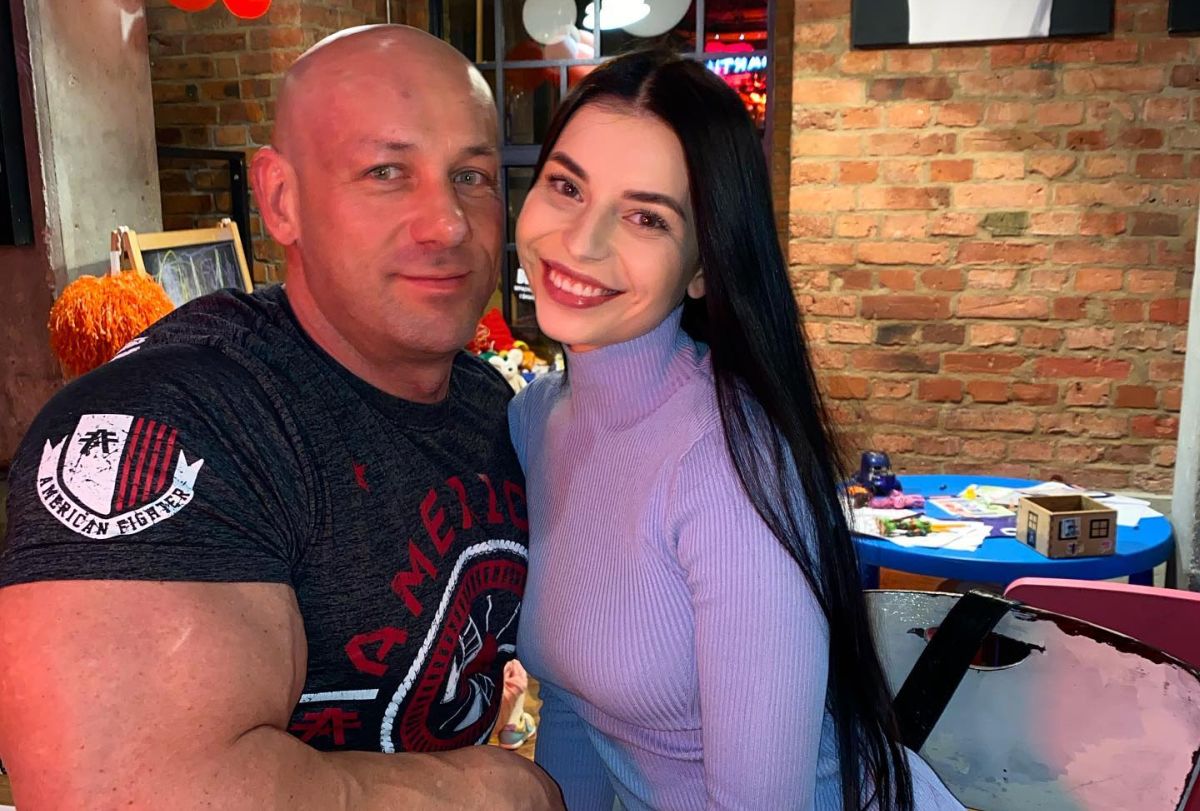 Robert Burneika robił rzeźbę. Natychmiast zareagowała jego żona - WP ...