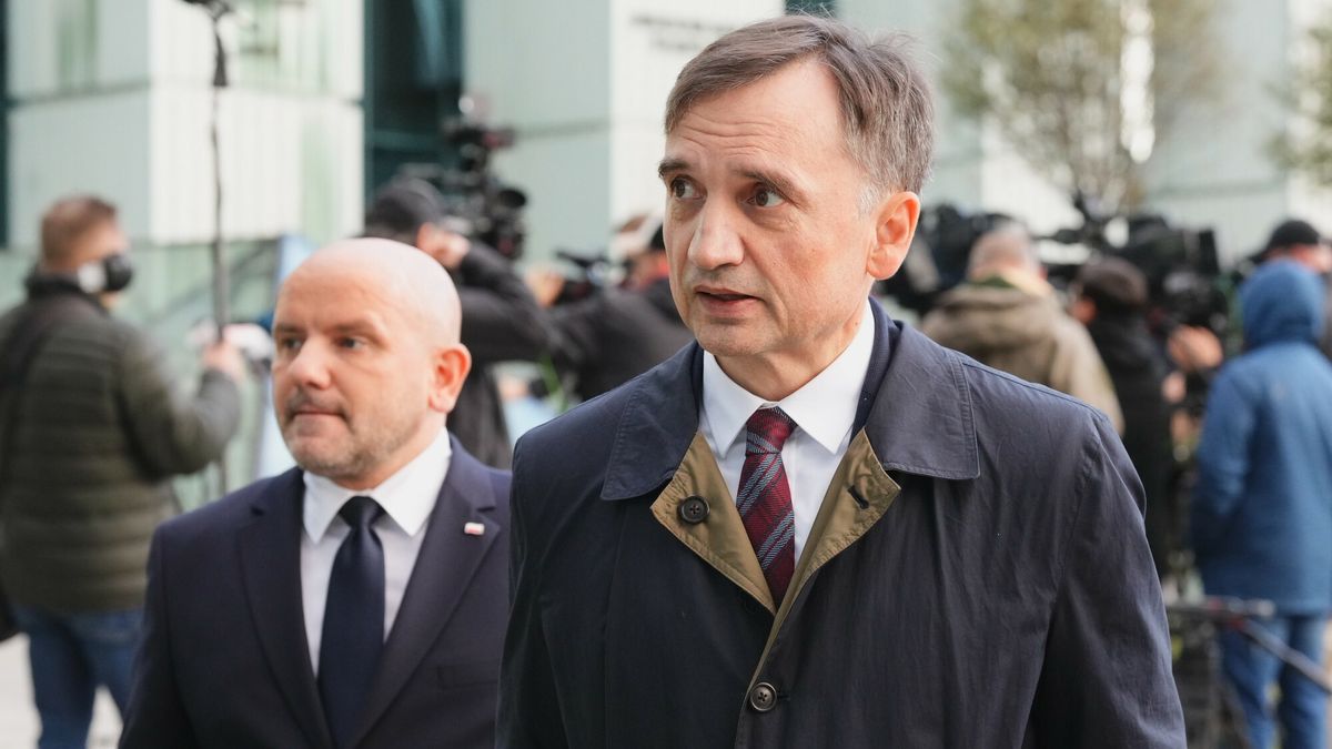 Areszt dla Ziobry. Zażalenie utknęło na 7 miesięcy