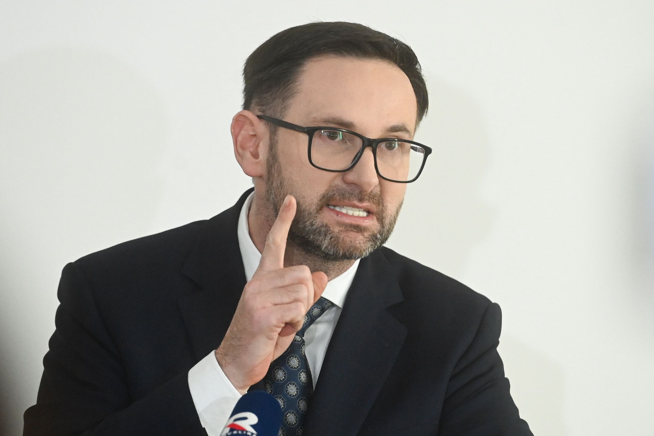 Dwa stołki Obajtka w Orlenie. Spółka ujawniła nowe dokumenty