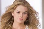 ''Bees Make Honey'': Alice Eve i pszczoły