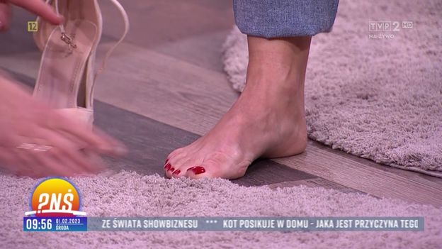 Goła stopa Katarzyny Cichopek w "PnŚ". Ekspertka zachwycona - Pudelek