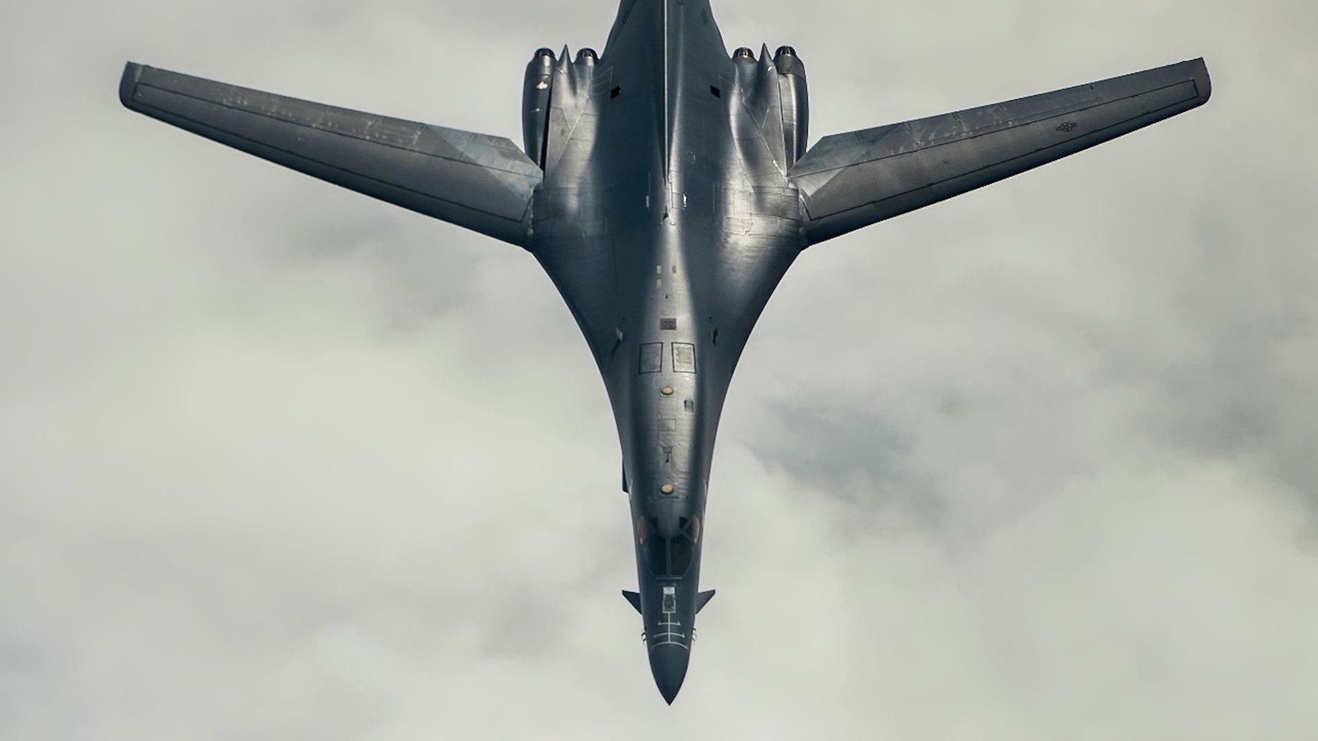 Bombowce strategiczne B-1B Lancer jeszcze groźniejsze. To latający arsenał