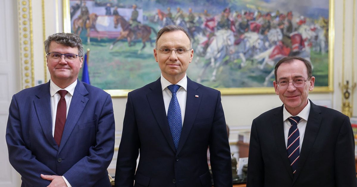 Andrzej Duda ułaskawi ponownie? Co to oznacza dla Kamińskiego i Wąsika ... Andrzej Duda ułaskawi ponownie? Co to oznacza dla Kamińskiego i Wąsika ...