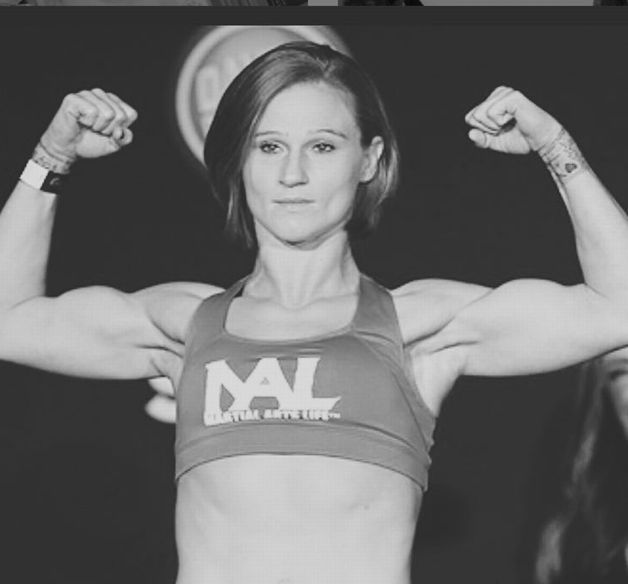 Nie żyje Katy Collins. Była zawodniczka MMA w wieku 32 lat zmarła na ...