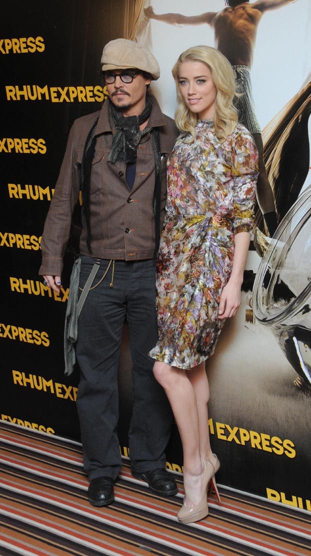 Heard na okładce jako "DZIEWCZYNA DEPPA"! - Pudelek