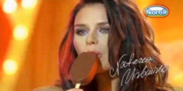 Urbańska reklamuje lody Dody! (WIDEO) - Pudelek