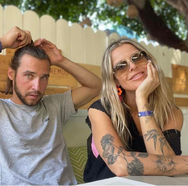 Mandaryna PO RAZ PIERWSZY publikuje zdjęcie z NOWYM partnerem. Pasują ...