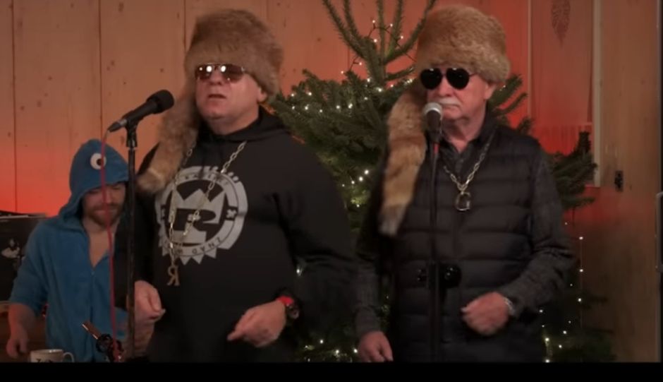 T-raperzy znad Wisły wrócili. Zobacz klip do nowej wersji piosenki ...