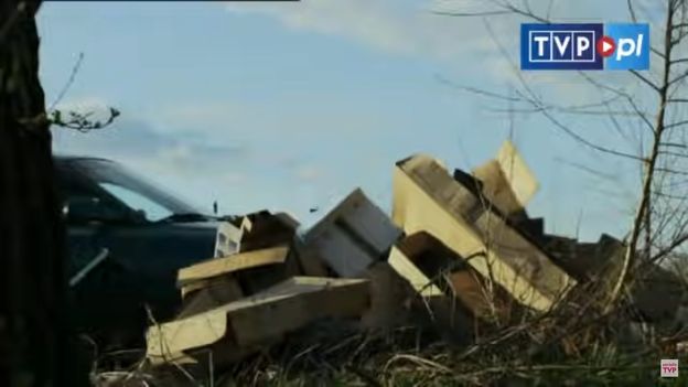 "M jak Miłość". Zielona Mazda, w której zginęła Hanka Mostowiak, trafiła do SPRZEDAŻY! Cena ...