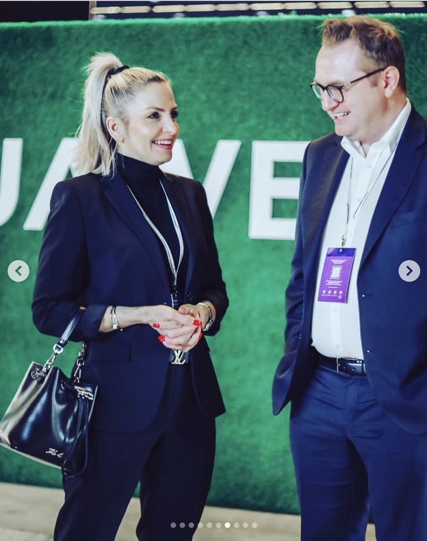 To teraz robi Frytka. Mało kto podejrzewałby ją o taką pracę - Pudelek