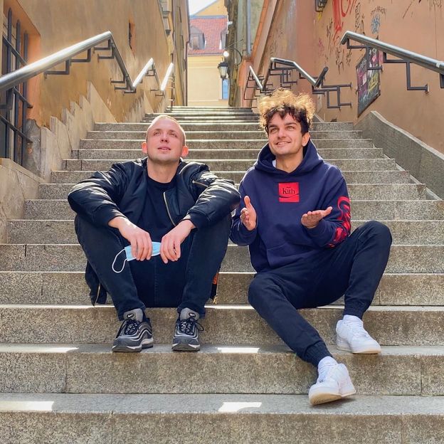 Robert Pasut tłumaczy UPADEK Abstrachuje: "Jestem człowiekiem, który ...