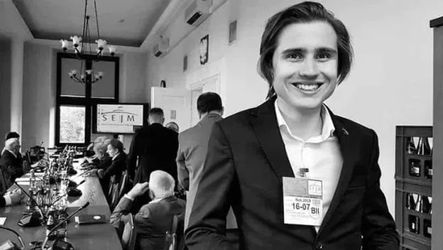 Świadek ujawnia mroczne kulisy zabójstwa 21-letniego radnego. Oskarżona ...