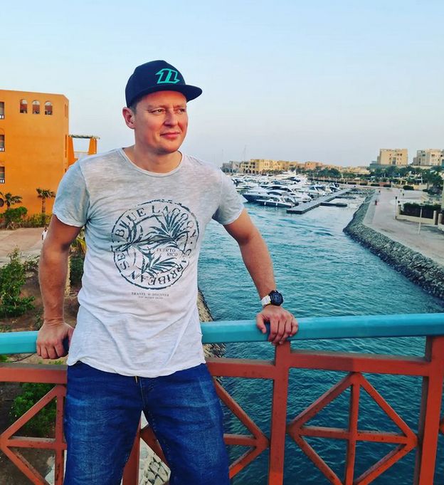 Rafał Brzozowski znowu jest ZAKOCHANY: "Serduszko troszkę zabiło" - Pudelek