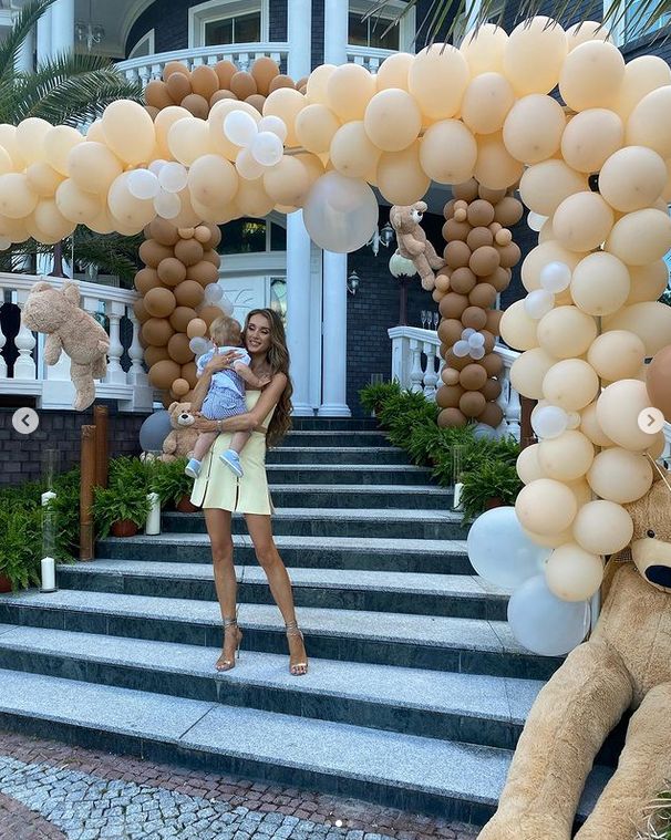 Roczny syn 75-letniego Józefa Wojciechowskiego i Patrycji Tuchlińskiej ...