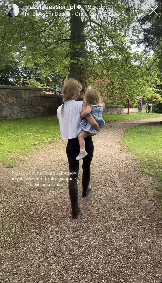 Tak wyglądają wnuczki Donalda Tuska. Kasia wstawiła zdjęcie - Pudelek