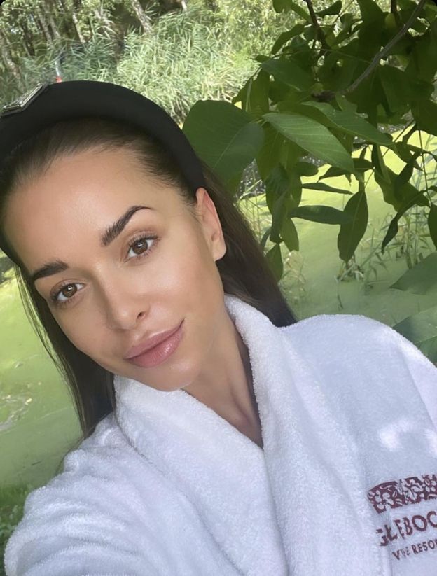 Zmieniła się nie do poznania. Pokazała nową twarz - Pudelek