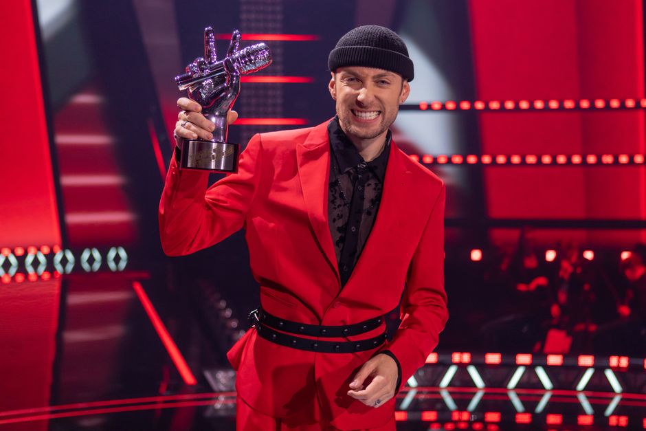 Dominik Dudek "Wydaje się". Posłuchaj singla zwycięzcy "The Voice of ...