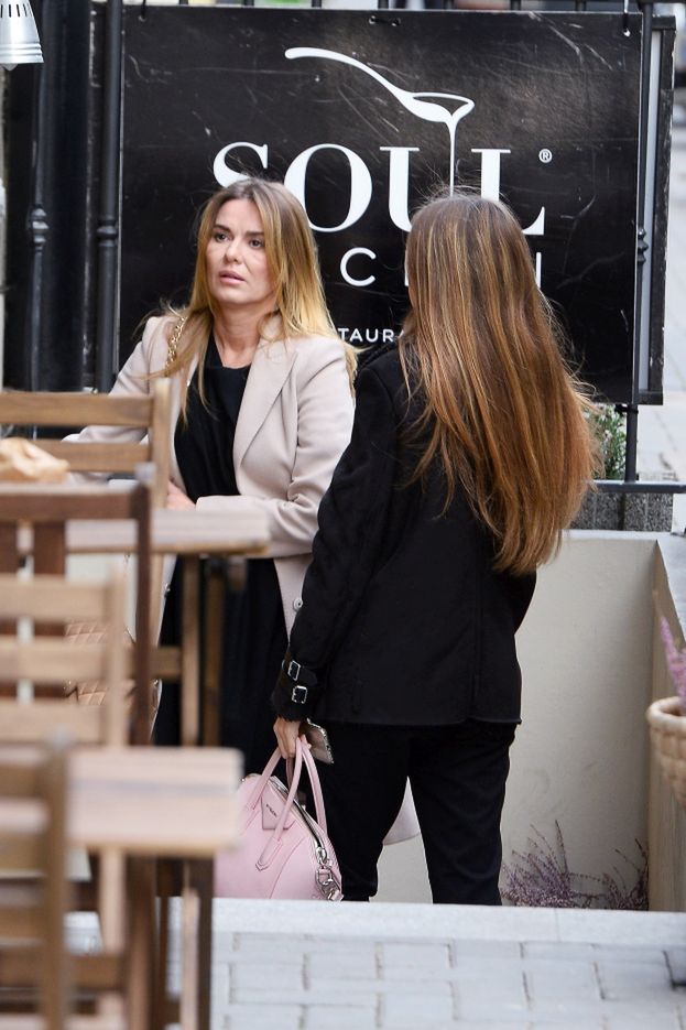 Hania Lis na obiedzie z córką (ZDJĘCIA) - Pudelek