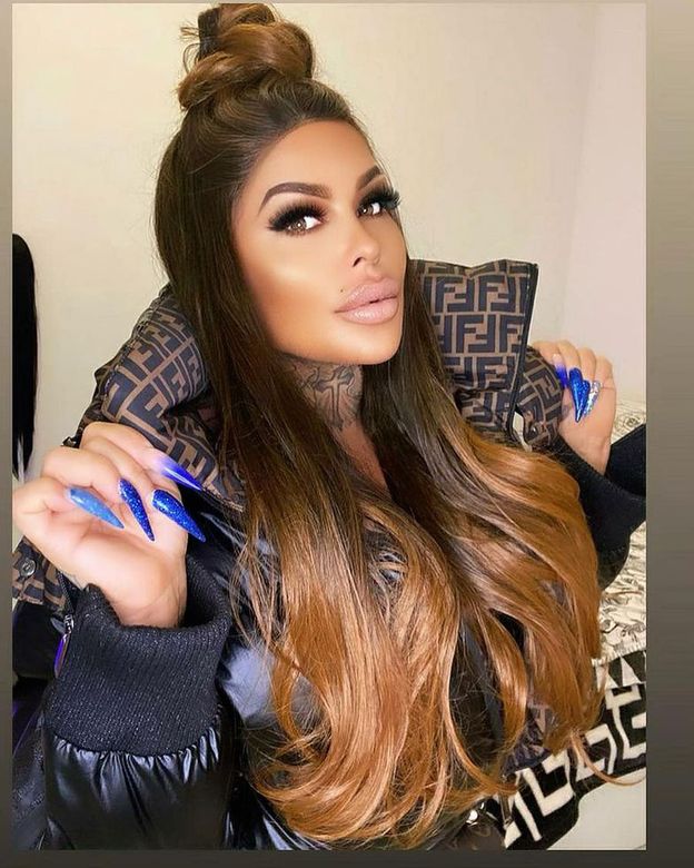 Laluna Unique z "Królowych Życia" i jej nowa twarz pozdrawiają hejterów ...