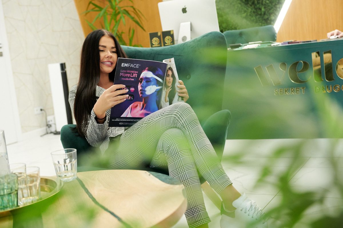 Anna Adamska i Julia Nowakowska pokochały ten zabieg! W 20 minut ...