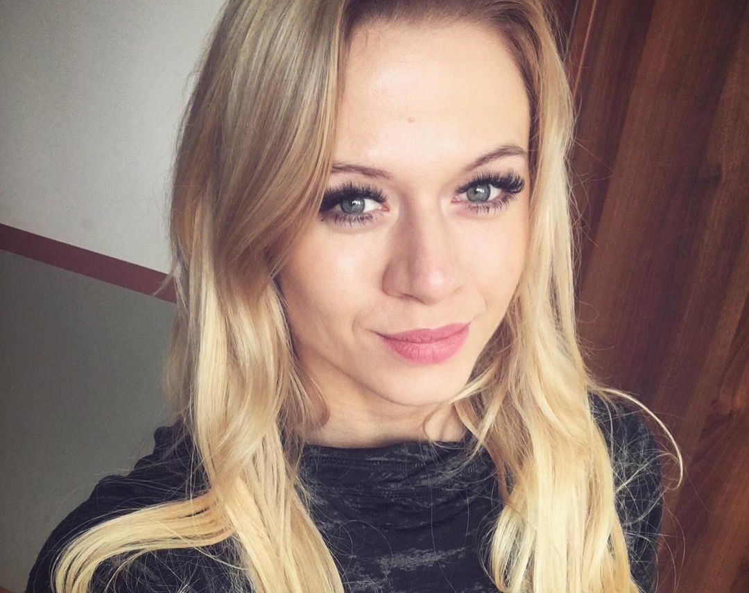 "Fake Off", czyli czas na prawdziwe życie. "Mam nierówne piersi ...