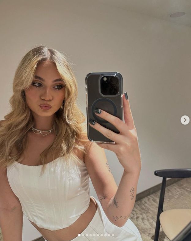 Mieszkała ze Stuu Burtonem w jednym domu! Teraz zabiera głos - Pudelek